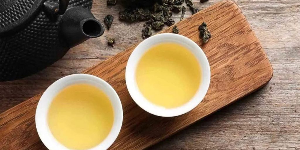 What Exactly Is Oolong Tea?